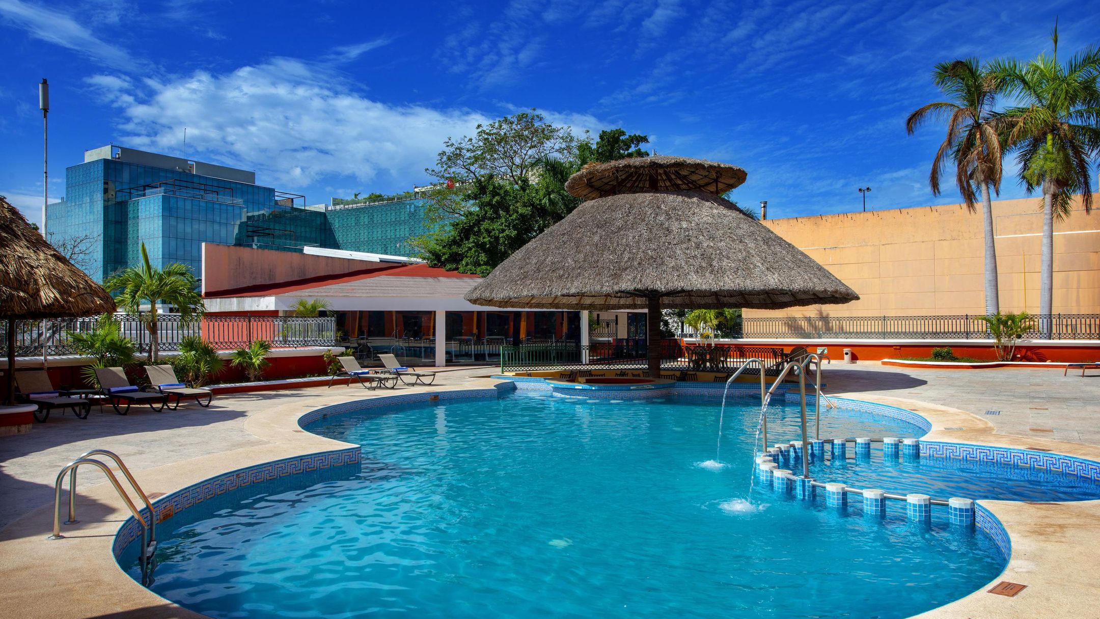 Holiday Inn Merida By IHG desde $1,699 ($̶3̶,̶1̶5̶9̶). Mérida Hoteles ...